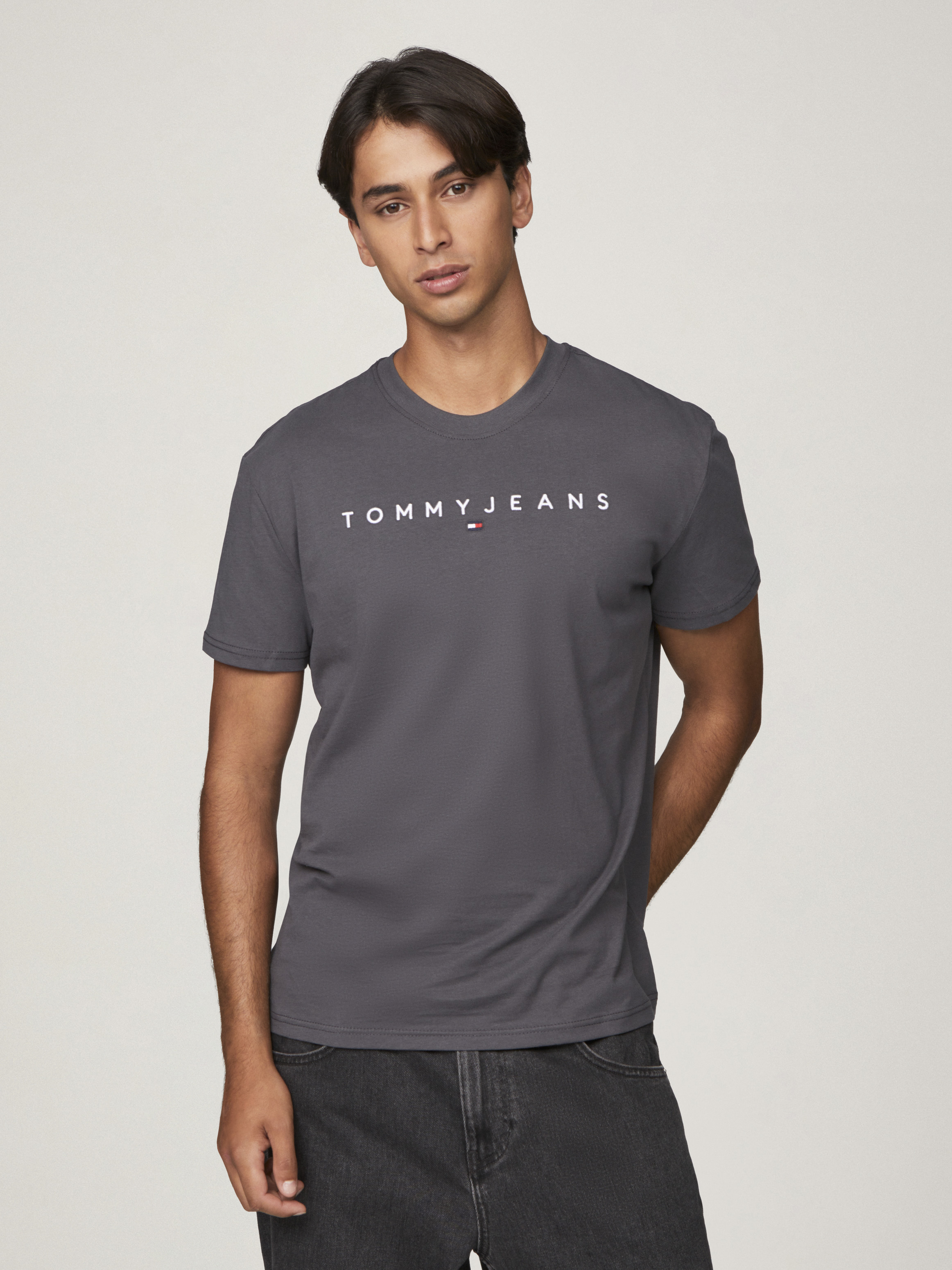 Tommy hilfiger clothing australia store