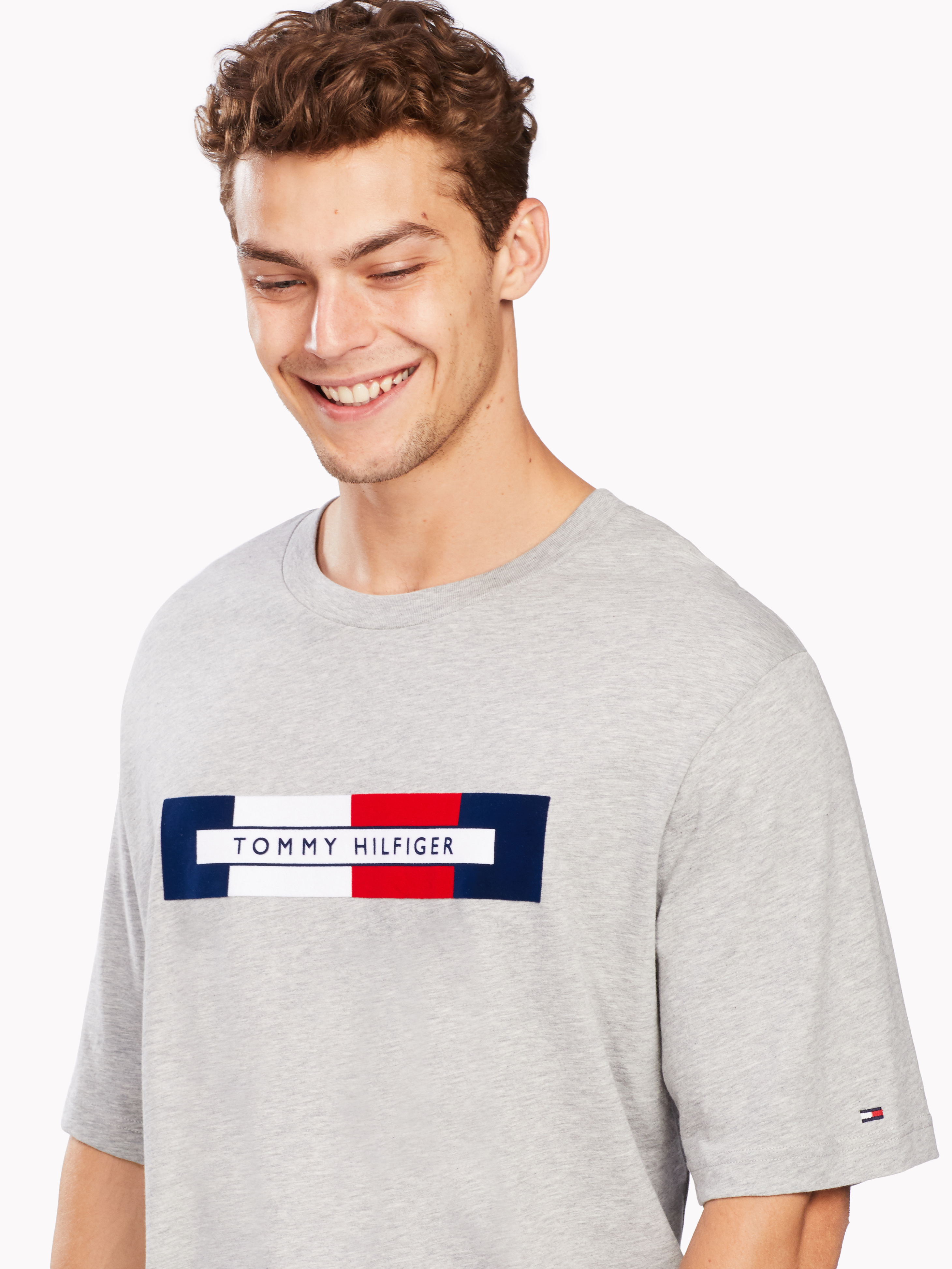 Tommy hilfiger box logo t shirt store